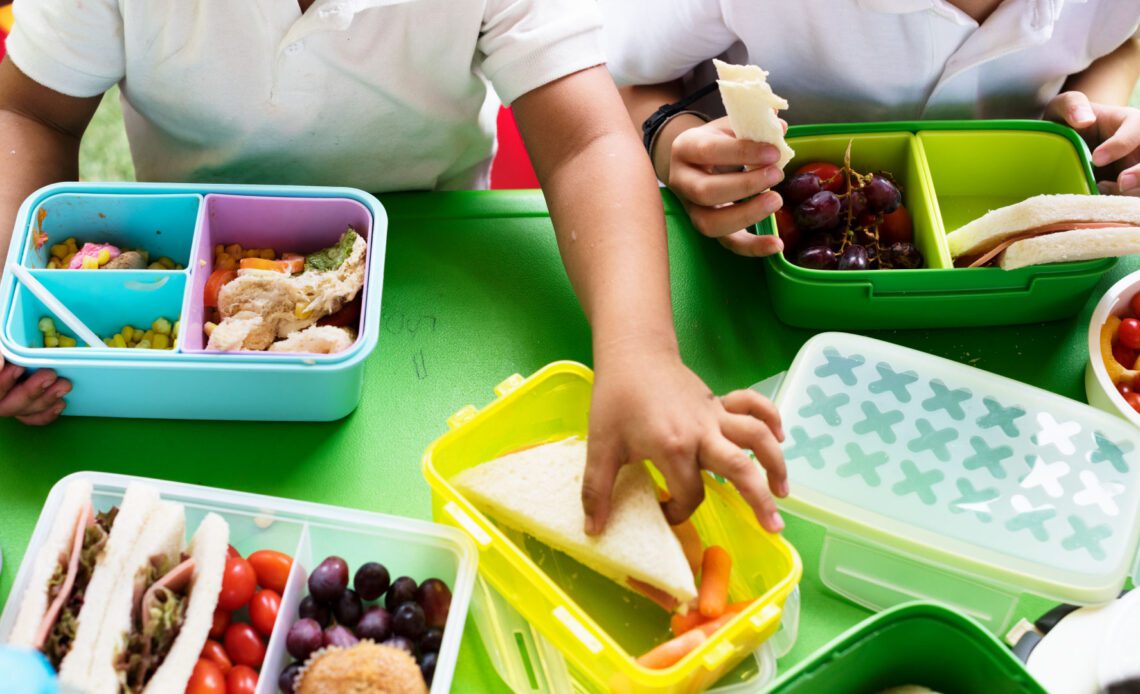 Niños: Prepara unas ricas y nutritivas loncheras escolares — Revista Review