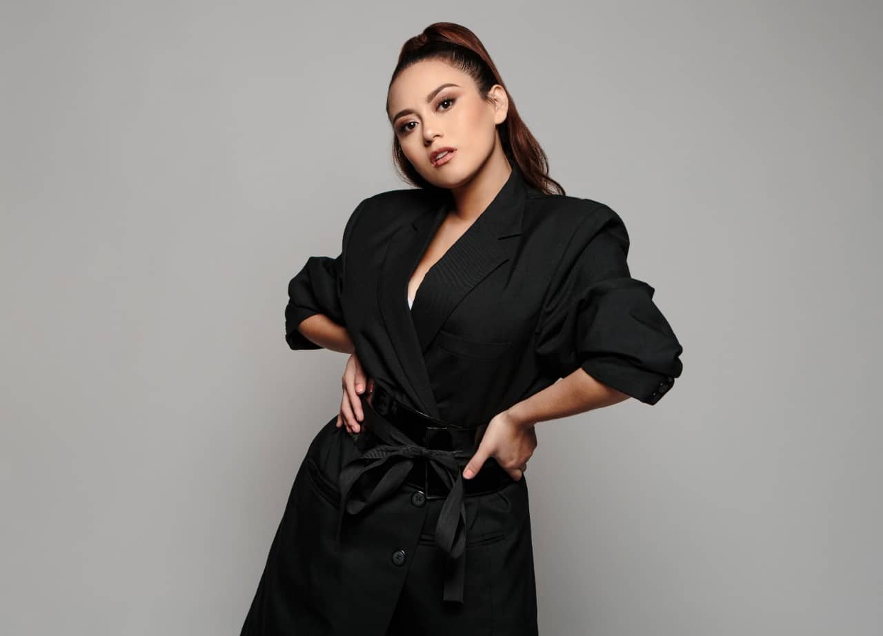 Amy Gutiérrez es fichada por Universal Music — Revista Review