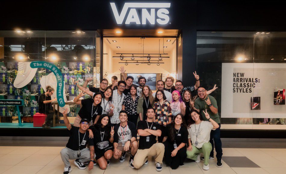 Vans inauguró su tienda en Plaza Lima Norte, una de las más grandes de ...