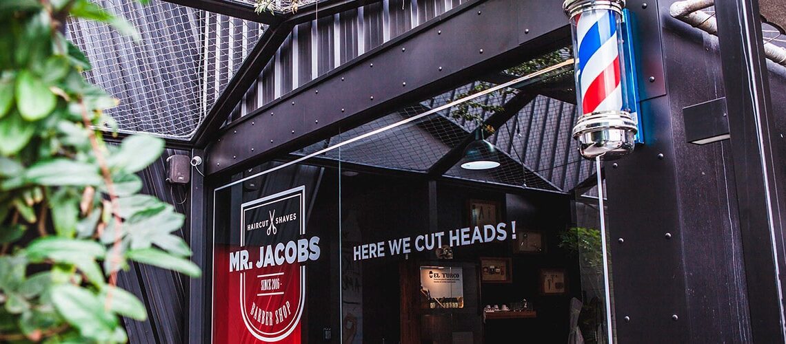 Mr. Jacobs celebra ocho años cuidando el estilo de los hombres más ...