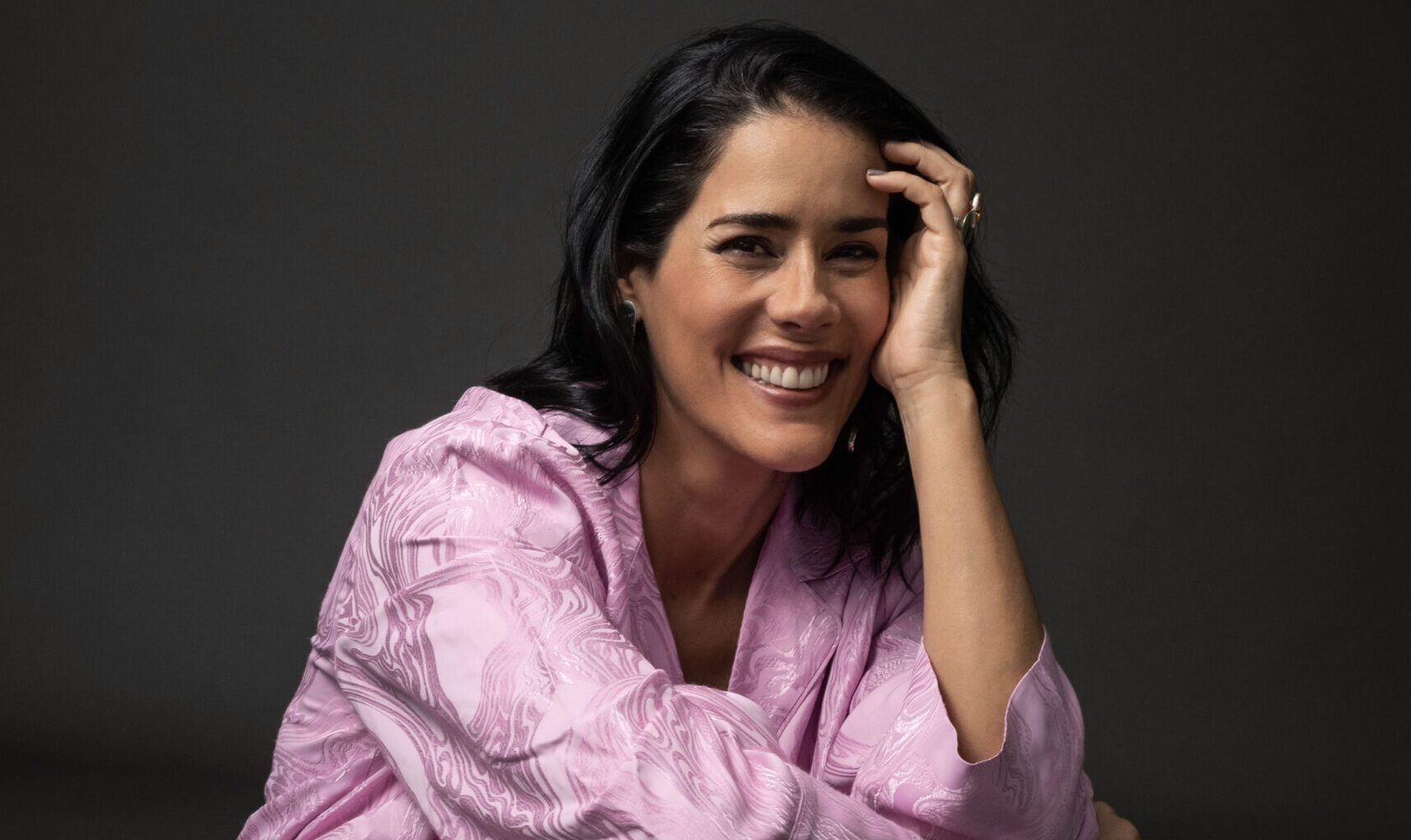 Al fondo hay sitio y el retorno de Gianella Neyra — Revista Review