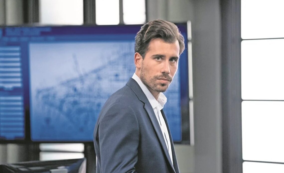 La Ley y el Orden de Octavio Pisano [ENTREVISTA] — Revista Review