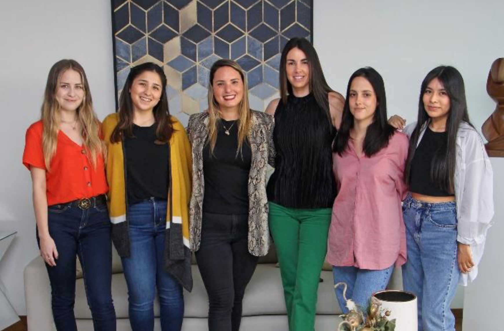 Día de la Mujer: Ellas triunfan en el competitivo mundo de las ...